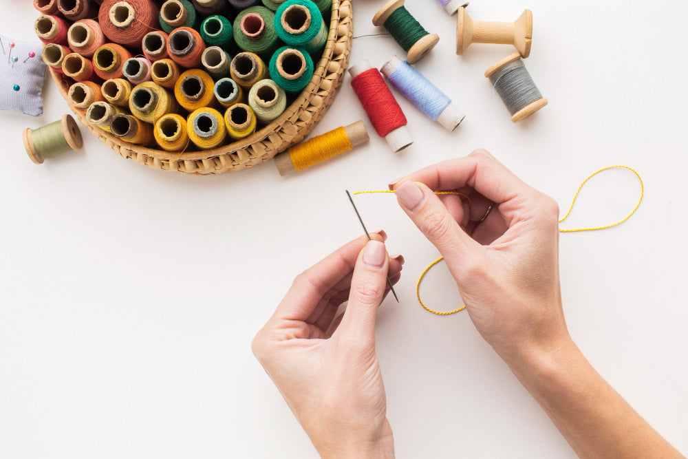 How to Thread a Needle for Needlepoint (No More Fumbling)